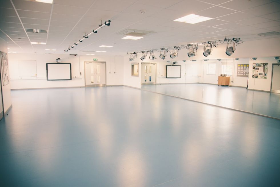 Lealands High School - Dance Studio